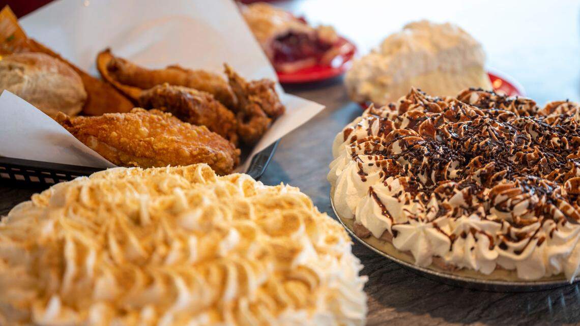 Anglea’s Restaurant in Tacoma has new owners after 30 years | Tacoma ...