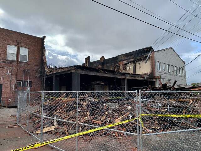 Sumner fire destroys local businesses, damages Main Street | Tacoma ...