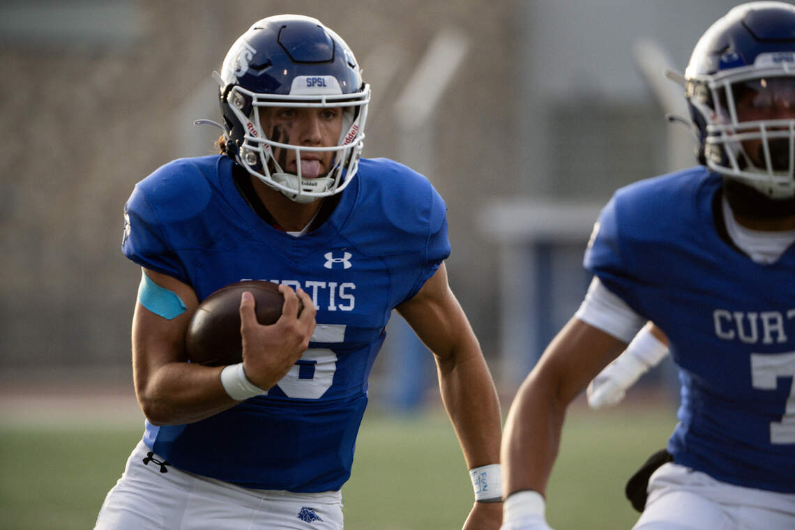 Curtis QB Rocco Koch honoring late dad Sheldon in football | Tacoma ...