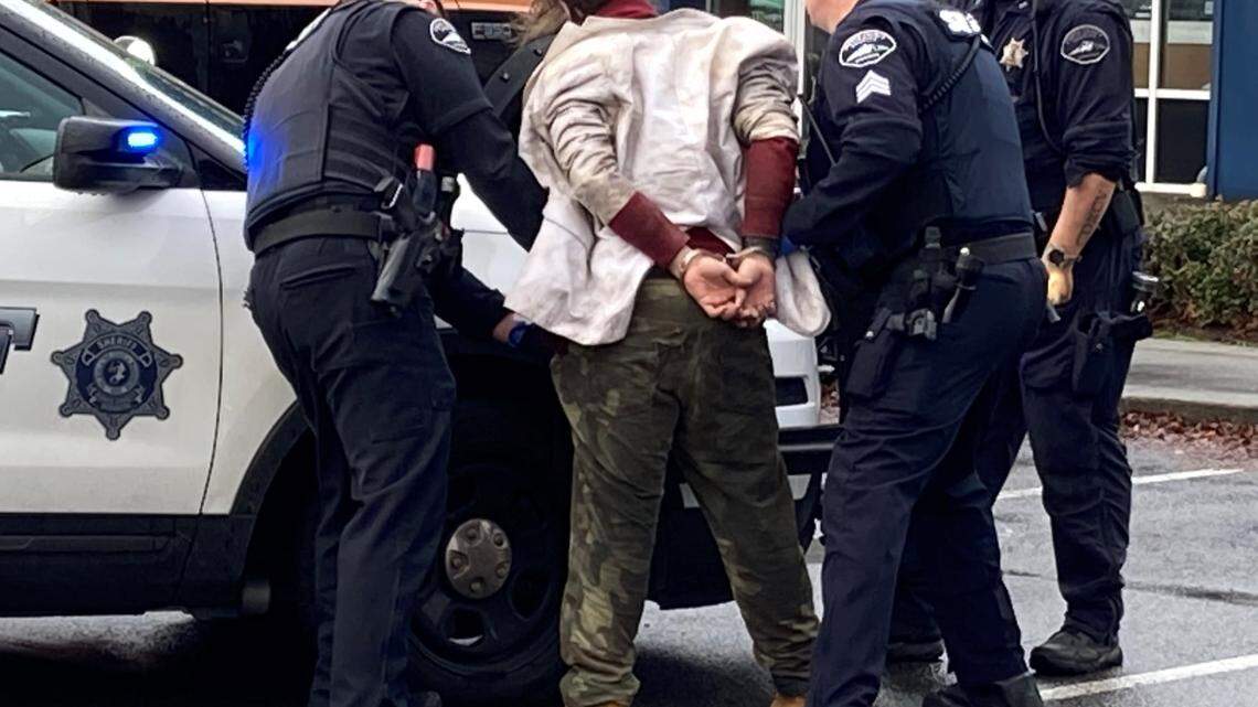 Suspected burglar arrested in Graham after police standoff | Tacoma ...