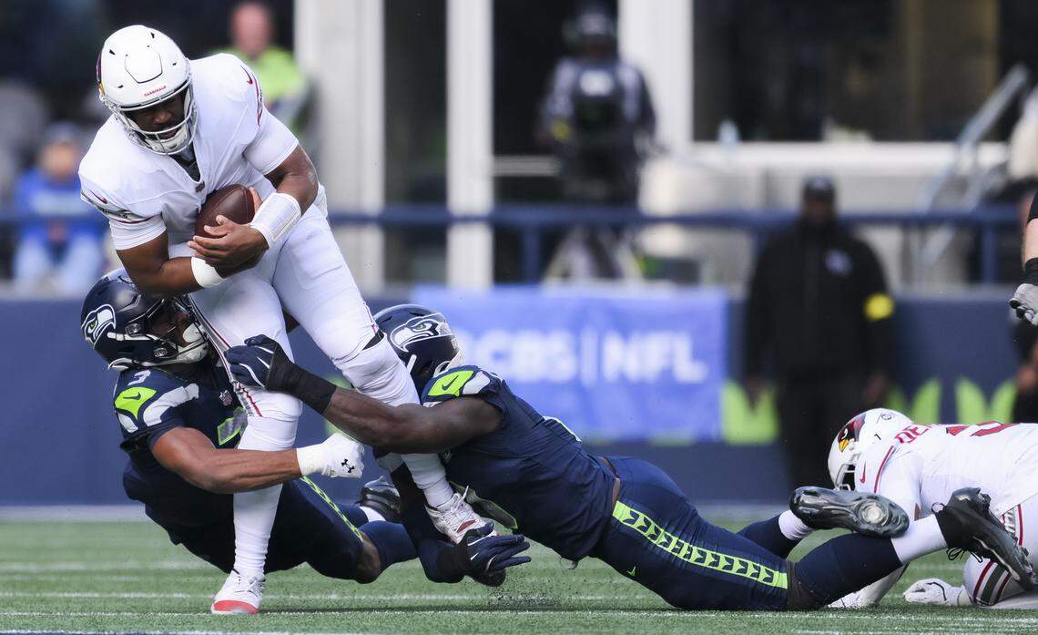 DeMarcus Lawrence Seahawks maul Jacoby Brissett rout Arizona | Tacoma ...