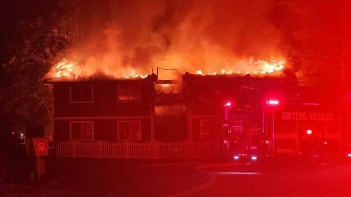 Person jumps to avoid Sumner fire; four families displaced | Tacoma ...