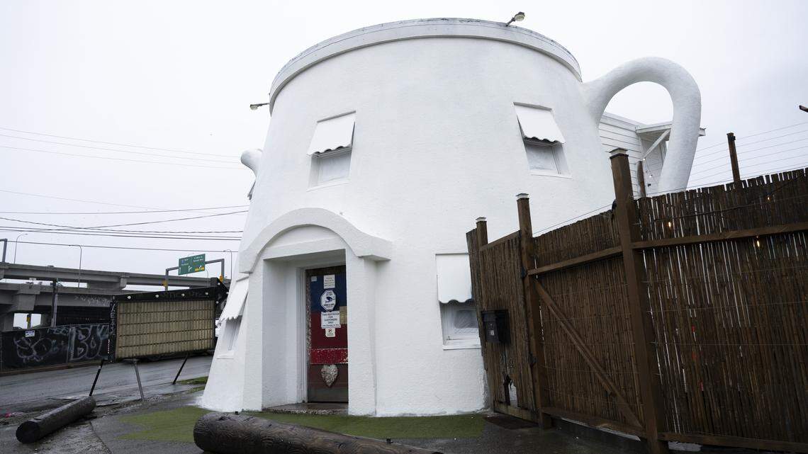 Bob’s Java Jive, historic Tacoma bar, is restored, painted | Tacoma ...