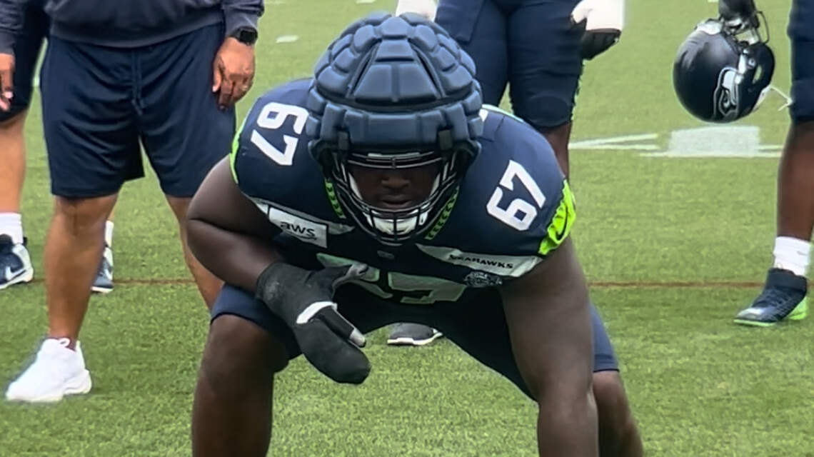 Charles Cross back at Seahawks practicing days after surgery | Tacoma ...