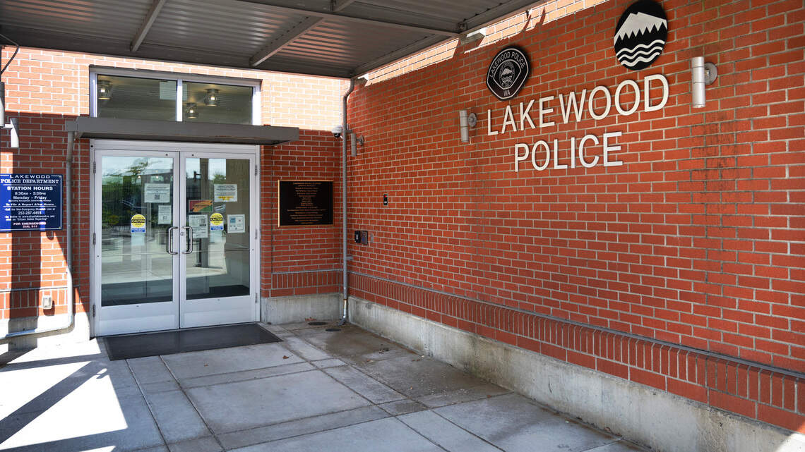 Man accused of shooting at officers during Lakewood standoff | Tacoma ...